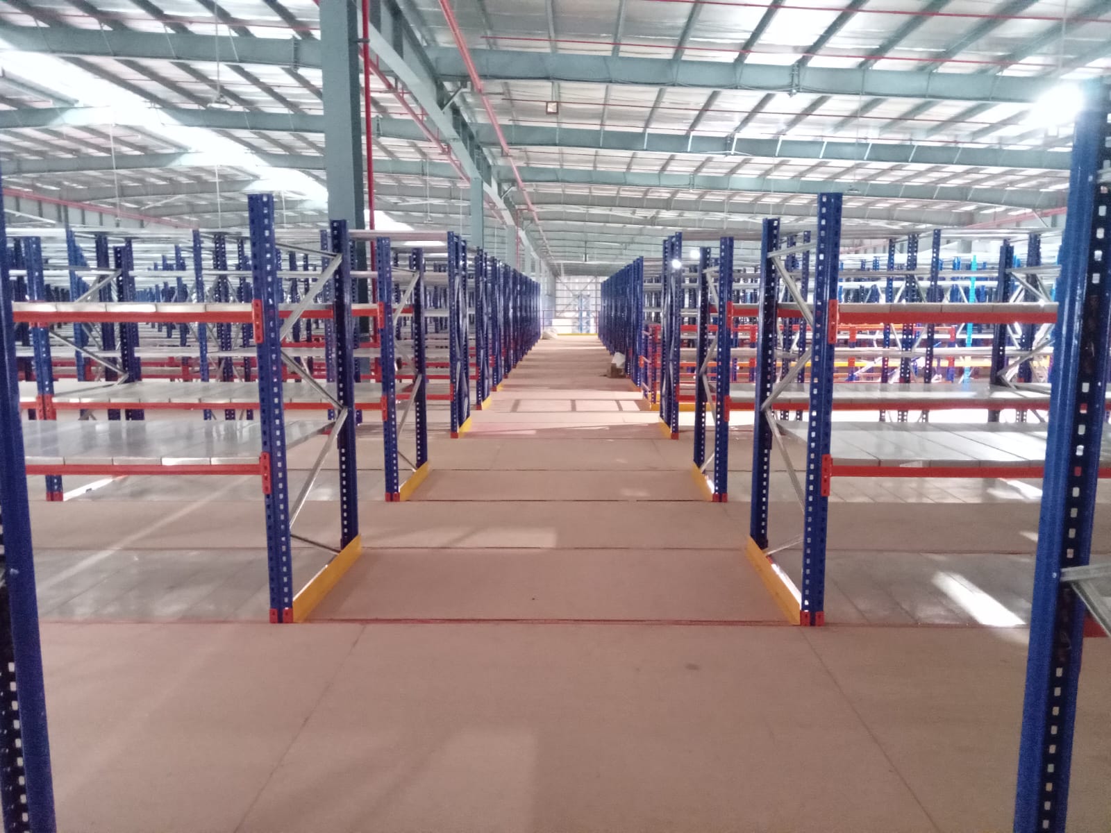 Efficient Multi-Tier Racks | Giraffe Storage Solutions